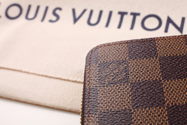 How Stitching Patterns Reveal Louis Vuitton Authenticity